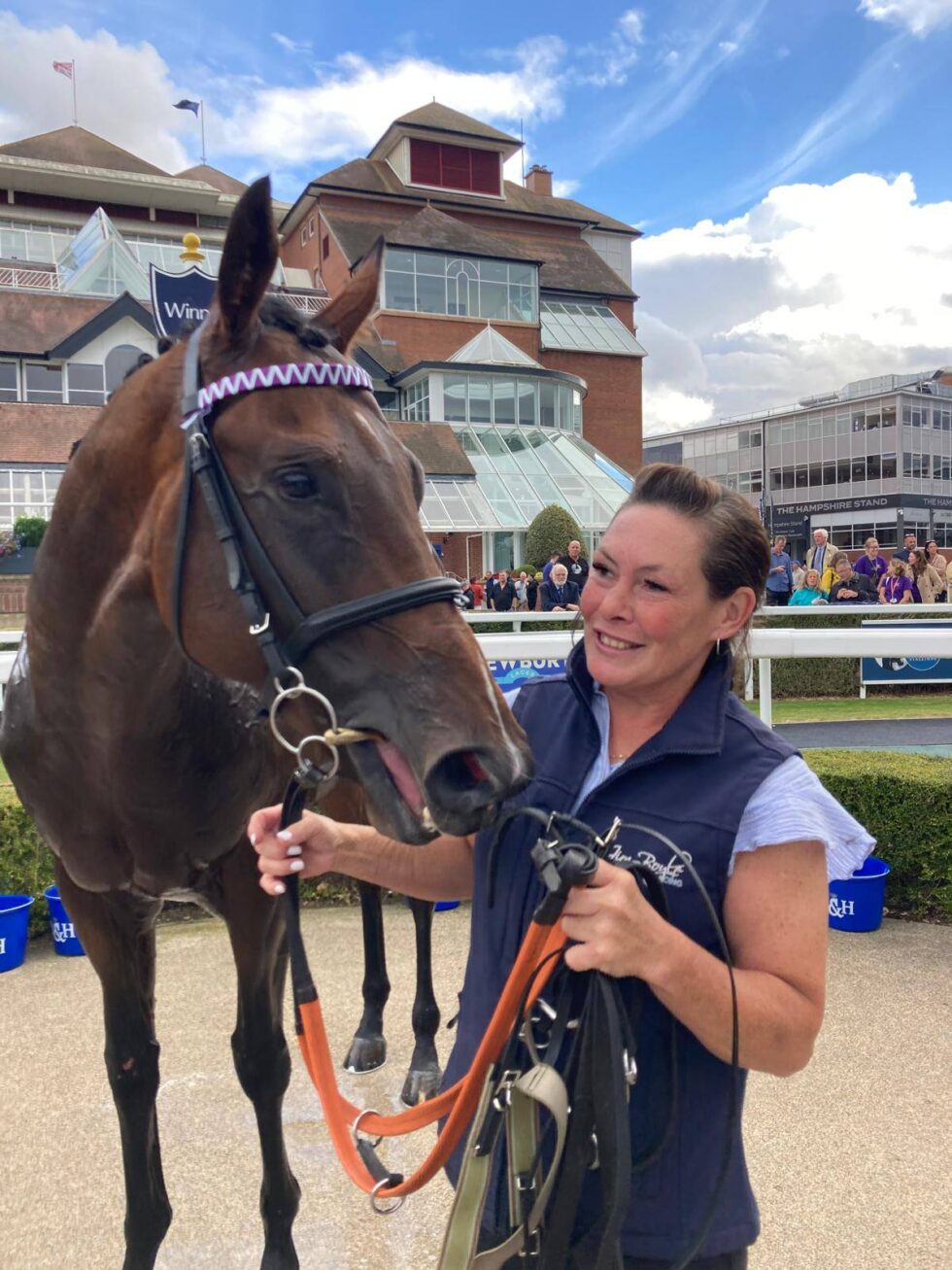 Into The Sky Impressive Winning on Debut... - Peter & Ross Doyle Bloodstock